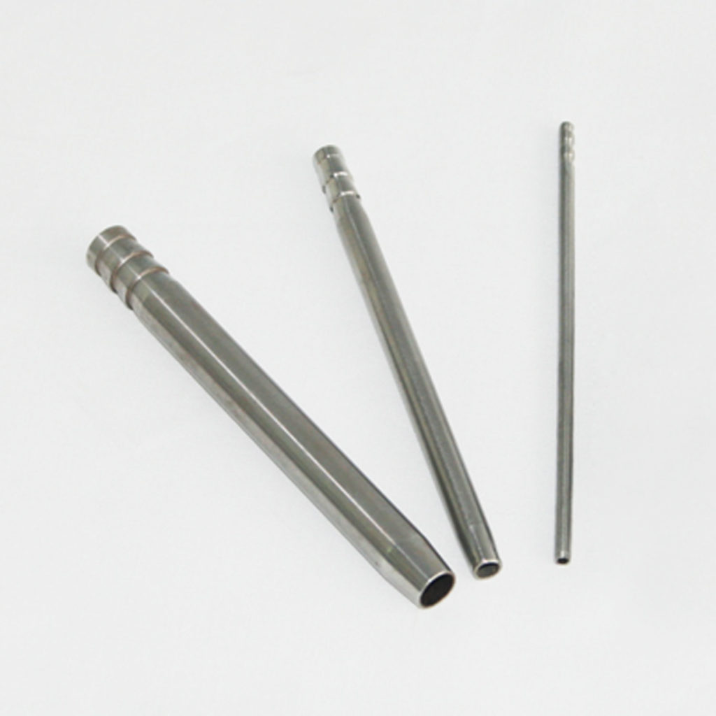 Dispensing needle - Lead Fluid